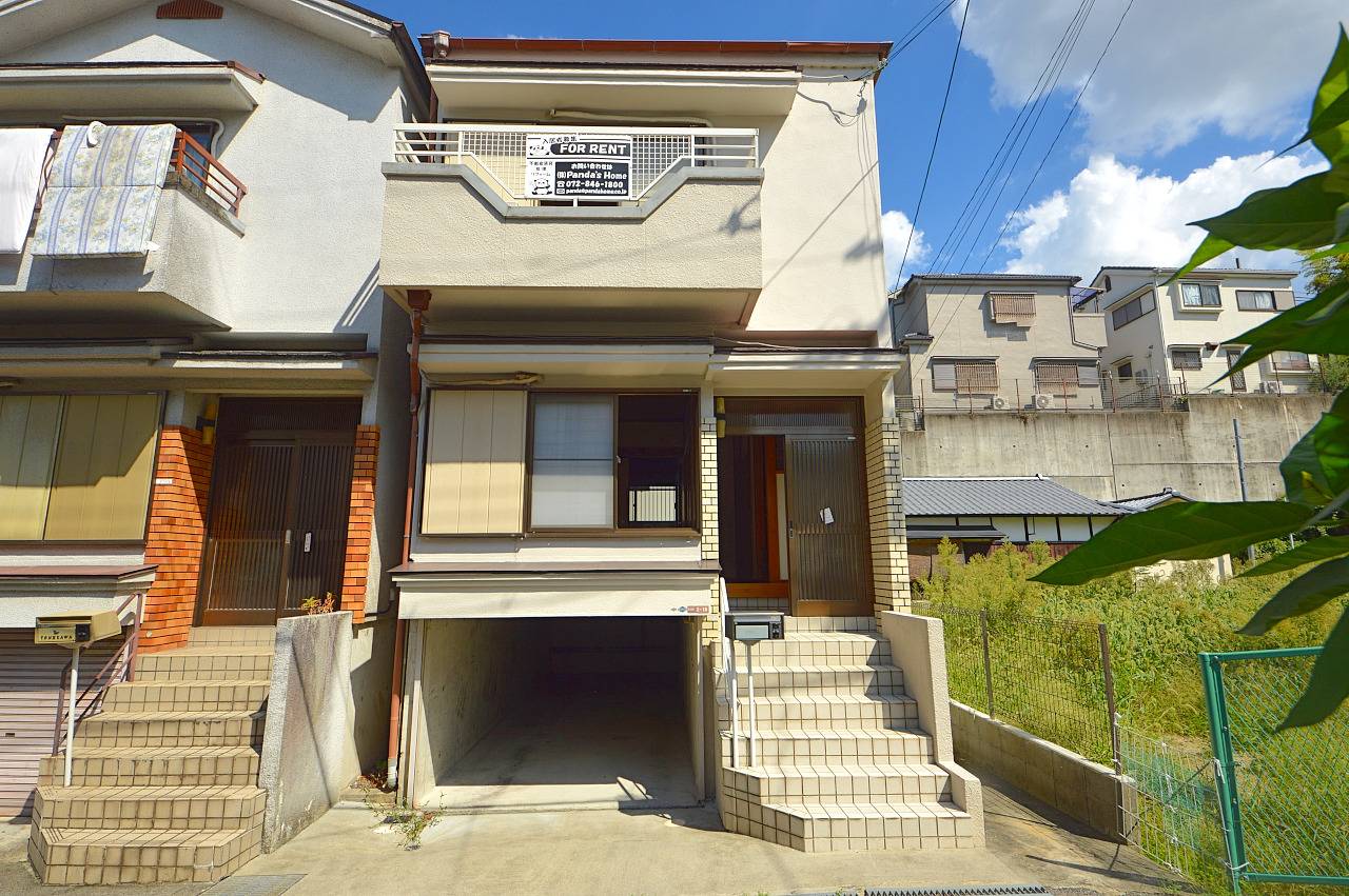 京阪本線枚方公園駅まで徒歩8分 4DKの賃貸情報【スマイティ】 問い合わせ番号：27-384793668